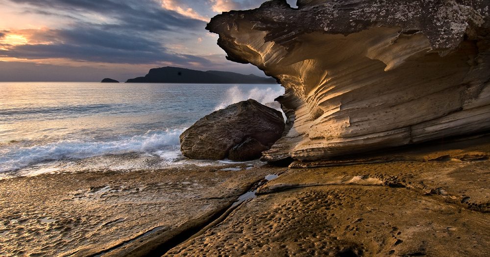 An island where natural processes are at work | Kuno